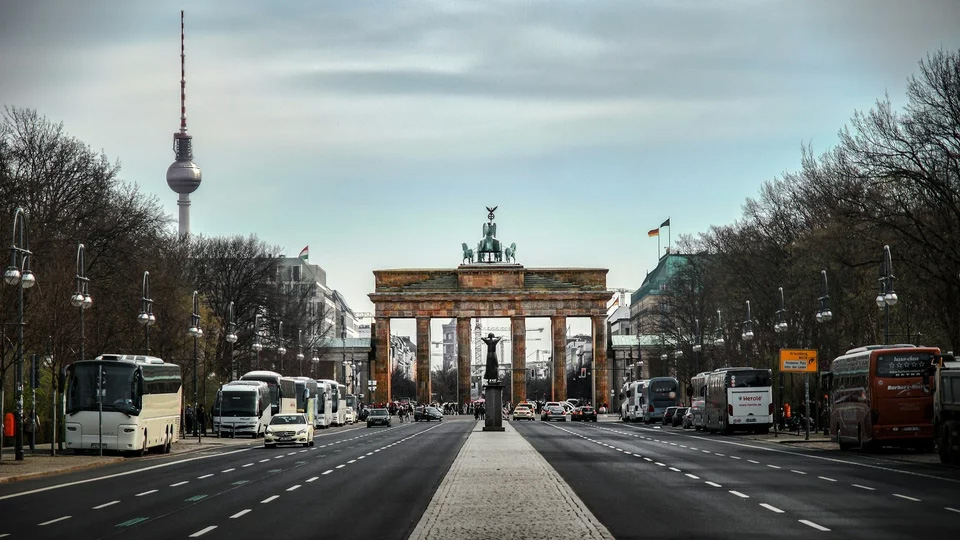 Tygodnik Program - Stolica Niemiec bez prądu po ataku klimatystów